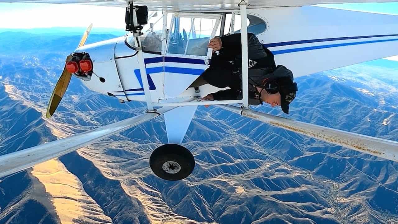 YouTuber-Pilot crashed a plane for the views | NoypiGeeks