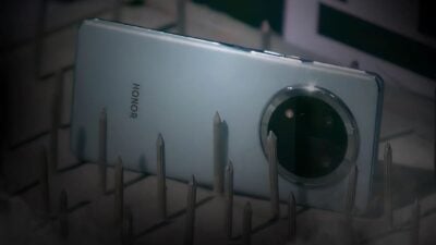 HONOR showcases X9c 5G's 500ft helicopter drop, boiling water, torch ...