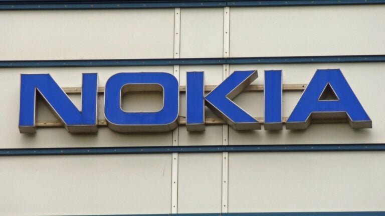 Nokia explores new smartphone licensing deal as HMD partnership expires ...