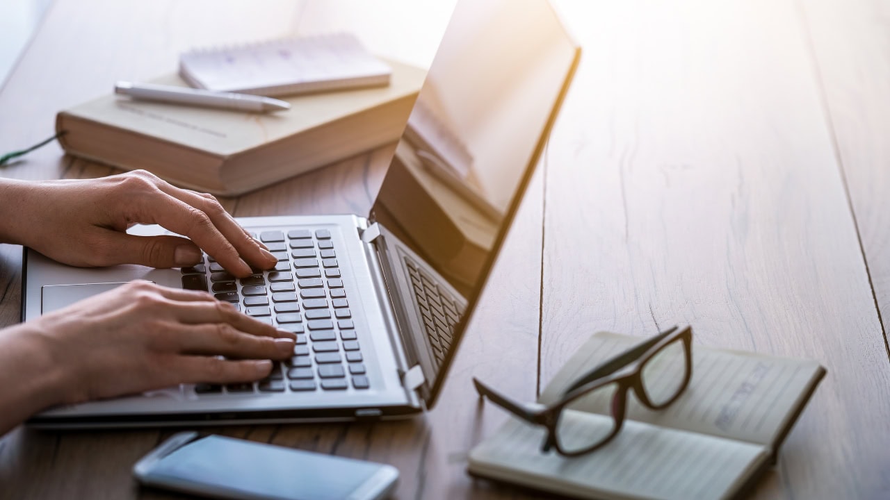 More young professionals are choosing work-from-home arrangements ...